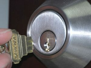 How To Get A Broken Key Out Of A Lock (7 Expert Methods)