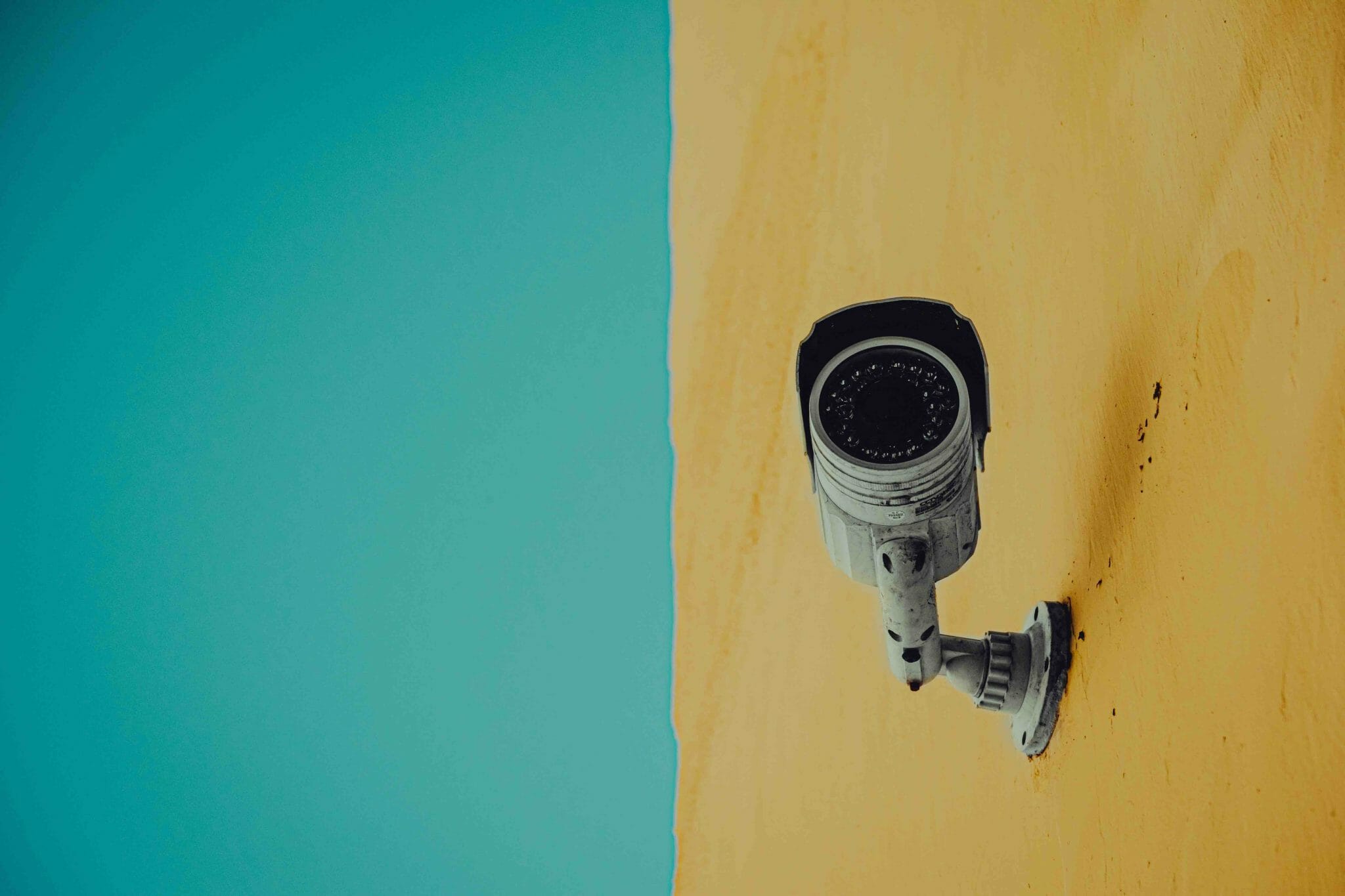What Does a Blue Light on a Security Camera Mean (Guide)