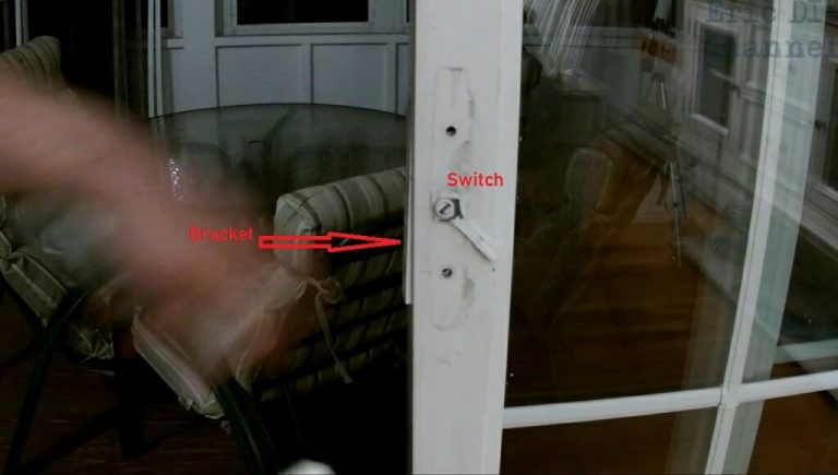 How to Fix Sliding Door Lock Mechanism (Guide)